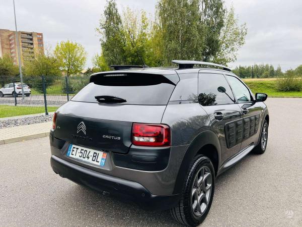 Citroen C4 Cactus 2018 in Kaunas, with an engine capacity of 1.20 L and mileage of 189 thousand km for 5100 €, photo 7 on AUTOMOTO.COM.LV