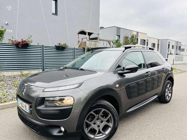 Citroen C4 Cactus 2018 in Kaunas, with an engine capacity of 1.20 L and mileage of 189 thousand km for 5100 €, photo 10 on AUTOMOTO.COM.LV