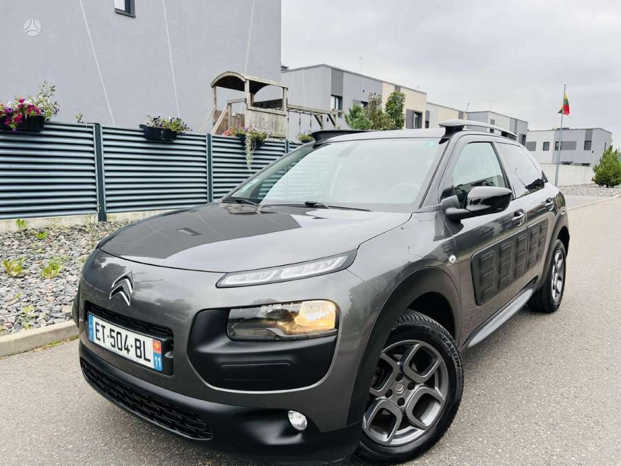 Citroen C4 Cactus 2018 in Kaunas, with an engine capacity of 1.20 L and mileage of 191 thousand km for 5100 €, photo 1 on AUTOMOTO.COM.LV