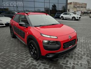 Sarkans Citroen C4 Cactus 2015 Telšiai, ar dzinēja tilpumu 1.20 L un nobraukumu 193 tūkst. km par 4699 €, foto  vietnē AUTOMOTO.COM.LV