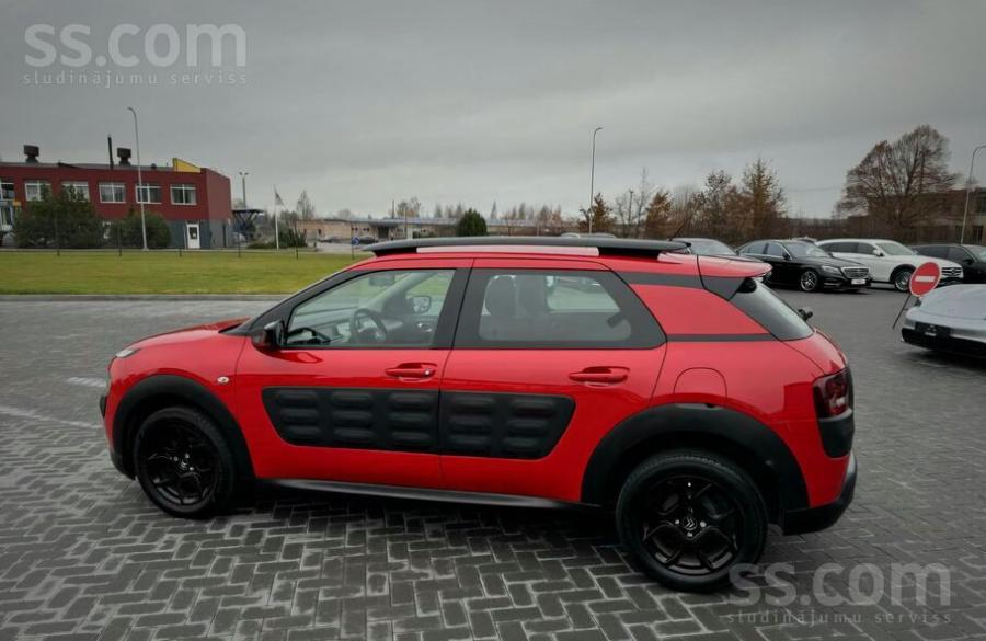 Red Citroen C4 Cactus 2015 in Telschi, with an engine capacity of 1.20 L and mileage of 193 thousand km for 4699 €, photo 9 on AUTOMOTO.COM.LV
