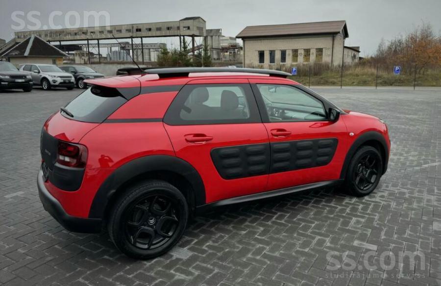 Red Citroen C4 Cactus 2015 in Telschi, with an engine capacity of 1.20 L and mileage of 193 thousand km for 4699 €, photo 10 on AUTOMOTO.COM.LV