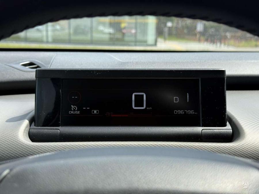 Sarkans Citroen C4 Cactus 2019 Viļņa, ar dzinēja tilpumu 1.20 L un nobraukumu 97 tūkst. km par 8500 €, foto 22 vietnē AUTOMOTO.COM.LV