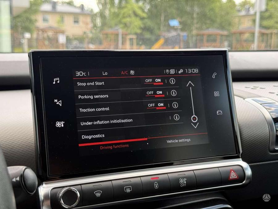 Sarkans Citroen C4 Cactus 2019 Viļņa, ar dzinēja tilpumu 1.20 L un nobraukumu 97 tūkst. km par 8500 €, foto 25 vietnē AUTOMOTO.COM.LV
