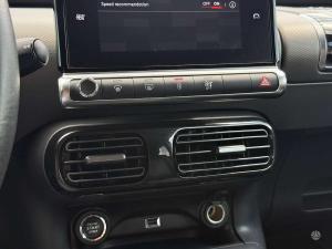 Sarkans Citroen C4 Cactus 2019 Viļņa, ar dzinēja tilpumu 1.20 L un nobraukumu 97 tūkst. km par 8500 €, foto 30 vietnē AUTOMOTO.COM.LV