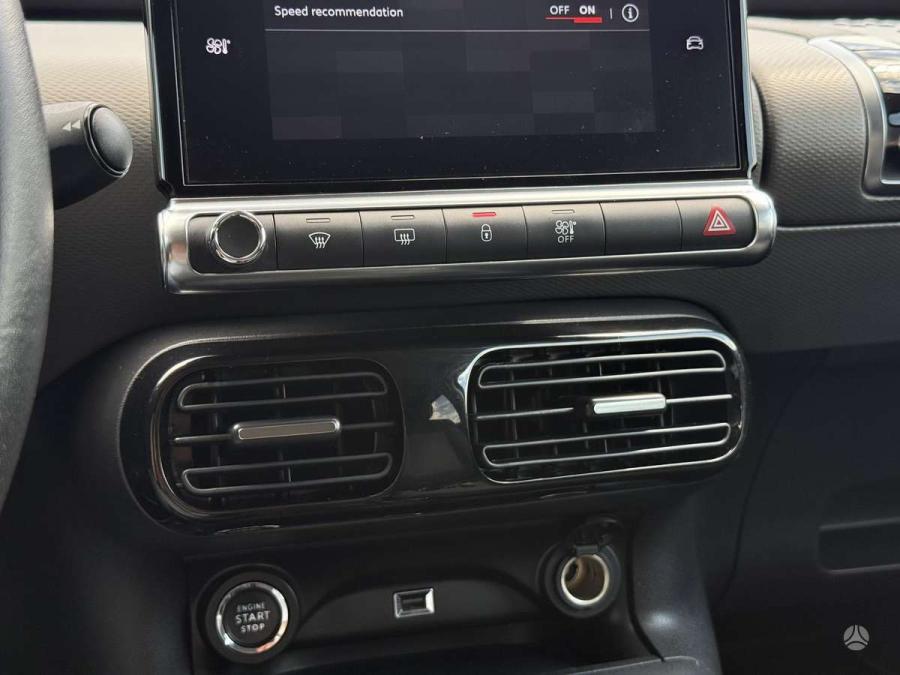 Sarkans Citroen C4 Cactus 2019 Viļņa, ar dzinēja tilpumu 1.20 L un nobraukumu 97 tūkst. km par 8500 €, foto 30 vietnē AUTOMOTO.COM.LV