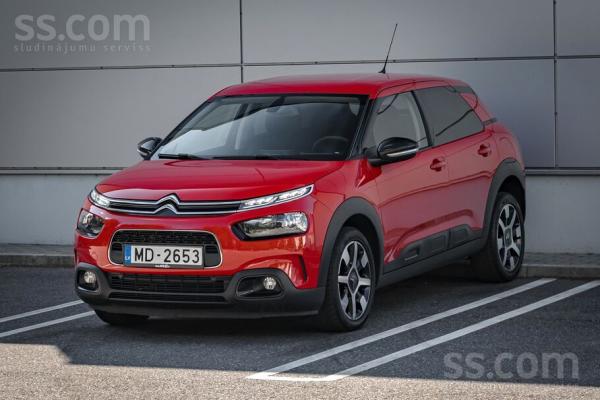 Red Citroen C4 Cactus 2019 in Riga, with an engine capacity of 1.20 L and mileage of 133 thousand km for 7990 €, photo 1 on AUTOMOTO.COM.LV