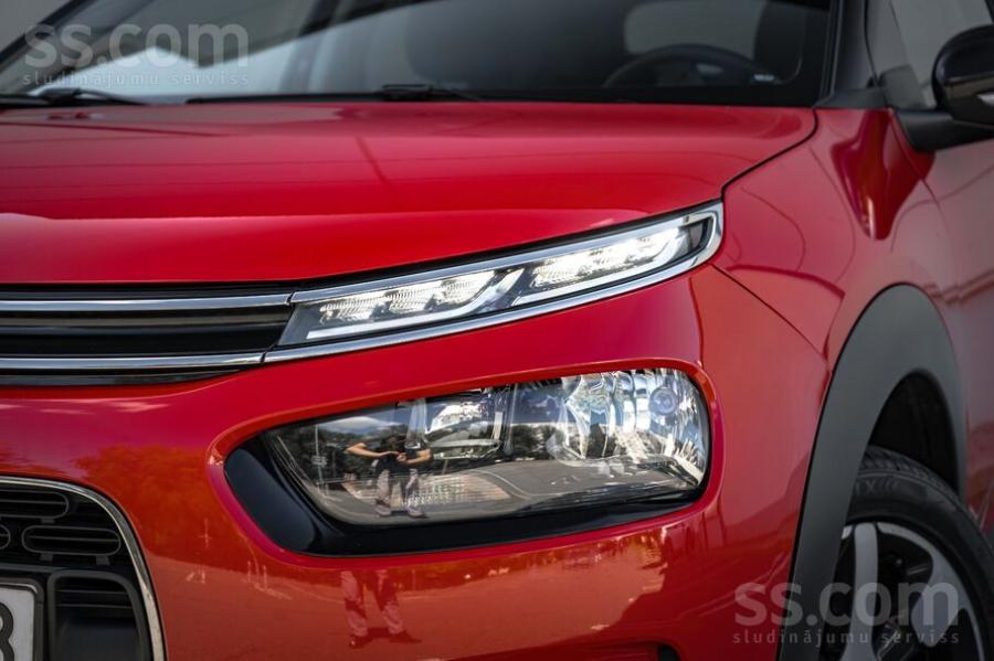 Sarkans Citroen C4 Cactus 2019 Rīga, ar dzinēja tilpumu 1.20 L un nobraukumu 133 tūkst. km par 7990 €, foto 9 vietnē AUTOMOTO.COM.LV