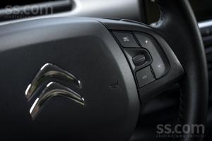 Sarkans Citroen C4 Cactus 2019 Rīga, ar dzinēja tilpumu 1.20 L un nobraukumu 133 tūkst. km par 7990 €, foto 23 vietnē AUTOMOTO.COM.LV
