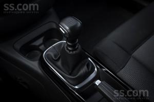 Sarkans Citroen C4 Cactus 2019 Rīga, ar dzinēja tilpumu 1.20 L un nobraukumu 133 tūkst. km par 7990 €, foto 25 vietnē AUTOMOTO.COM.LV