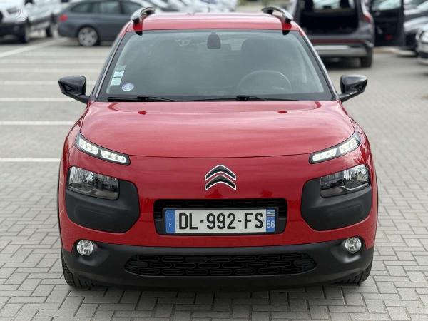 Sarkans Citroen C4 Cactus 2014 Tauragė, ar dzinēja tilpumu 1.20 L un nobraukumu 120 tūkst. km par 4500 €, foto 2 vietnē AUTOMOTO.COM.LV