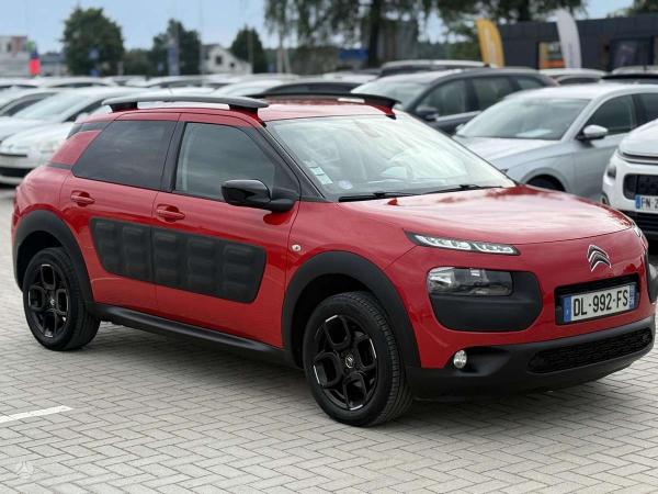 Sarkans Citroen C4 Cactus 2014 Tauragė, ar dzinēja tilpumu 1.20 L un nobraukumu 120 tūkst. km par 4500 €, foto 3 vietnē AUTOMOTO.COM.LV