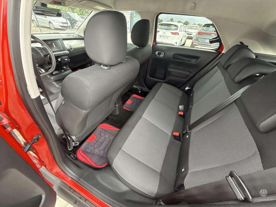 Sarkans Citroen C4 Cactus 2014 Tauragė, ar dzinēja tilpumu 1.20 L un nobraukumu 120 tūkst. km par 4500 €, foto 17 vietnē AUTOMOTO.COM.LV