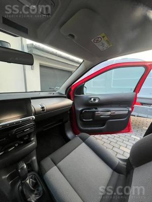 Red Citroen C4 Cactus 2015 in Cesis, with an engine capacity of 1.20 L and mileage of 167 thousand km for 5250 €, photo 20 on AUTOMOTO.COM.LV