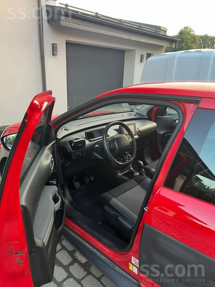 Red Citroen C4 Cactus 2015 in Cesis, with an engine capacity of 1.20 L and mileage of 167 thousand km for 5250 €, photo 21 on AUTOMOTO.COM.LV