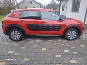 Red Citroen C4 Cactus 2015 in Cesis, with an engine capacity of 1.20 L and mileage of 167 thousand km for 5250 €, photo 24 on AUTOMOTO.COM.LV