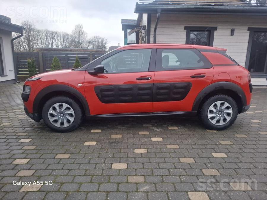 Red Citroen C4 Cactus 2015 in Cesis, with an engine capacity of 1.20 L and mileage of 167 thousand km for 5250 €, photo 25 on AUTOMOTO.COM.LV