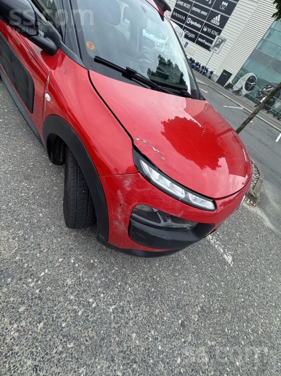 Sarkans Citroen C4 Cactus 2015 Rīga, ar dzinēja tilpumu 1.60 L un nobraukumu 268 tūkst. km par 3500 €, foto 6 vietnē AUTOMOTO.COM.LV