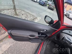 Sarkans Citroen C4 Cactus 2015 Rīga, ar dzinēja tilpumu 1.60 L un nobraukumu 268 tūkst. km par 3500 €, foto 23 vietnē AUTOMOTO.COM.LV