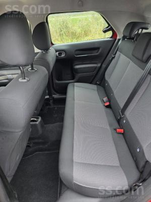 Red Citroen C4 Cactus 2015 in Ogre, with an engine capacity of 1.20 L and mileage of 128 thousand km for 4990 €, photo 12 on AUTOMOTO.COM.LV