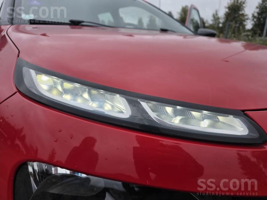 Red Citroen C4 Cactus 2015 in Ogre, with an engine capacity of 1.20 L and mileage of 128 thousand km for 4990 €, photo 17 on AUTOMOTO.COM.LV