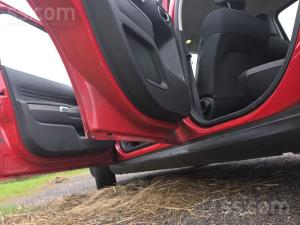 Red Citroen C4 Cactus 2015 in Ogre, with an engine capacity of 1.20 L and mileage of 128 thousand km for 4990 €, photo 21 on AUTOMOTO.COM.LV
