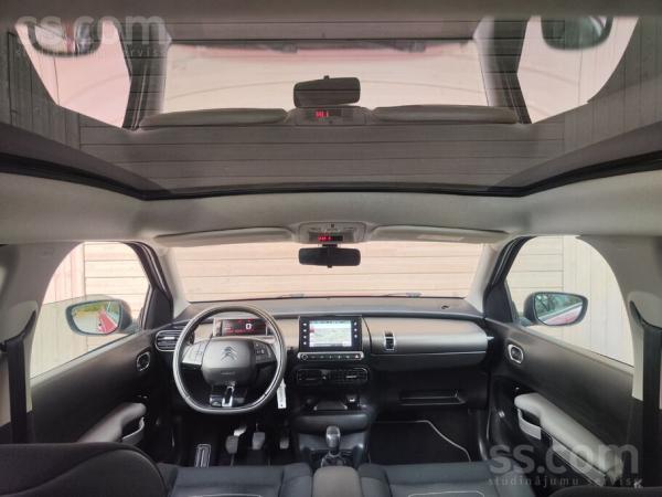 Red Citroen C4 Cactus 2016 in Jelgava, with an engine capacity of 1.20 L and mileage of 0 thousand km for 6990 €, photo 11 on AUTOMOTO.COM.LV