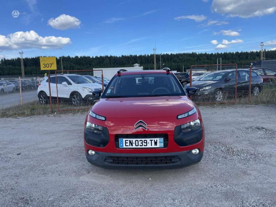 Sarkans Citroen C4 Cactus 2017 Viļņa, ar dzinēja tilpumu 1.20 L un nobraukumu 98 tūkst. km par 5000 €, foto 3 vietnē AUTOMOTO.COM.LV
