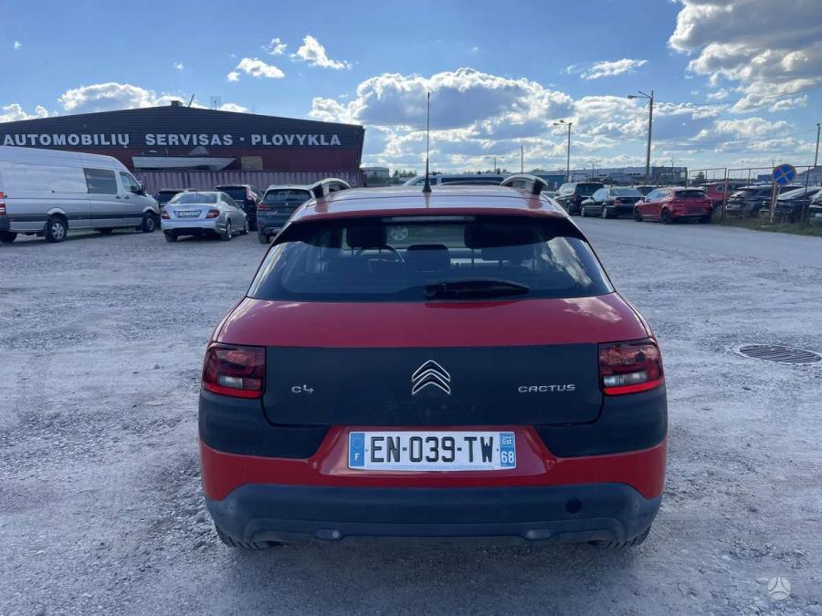 Sarkans Citroen C4 Cactus 2017 Viļņa, ar dzinēja tilpumu 1.20 L un nobraukumu 98 tūkst. km par 5000 €, foto 6 vietnē AUTOMOTO.COM.LV