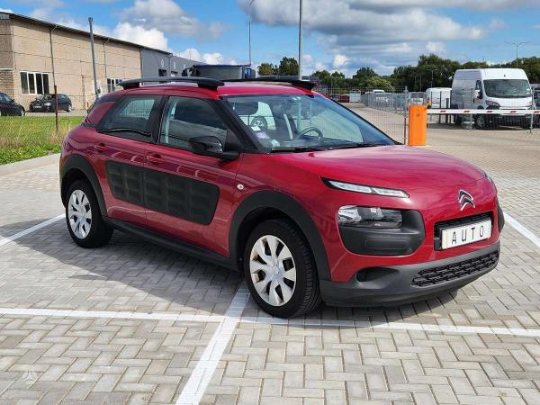 Red Citroen C4 Cactus 2017 in Taurage, with an engine capacity of 1.20 L and mileage of 115 thousand km for 4900 €, photo 7 on AUTOMOTO.COM.LV