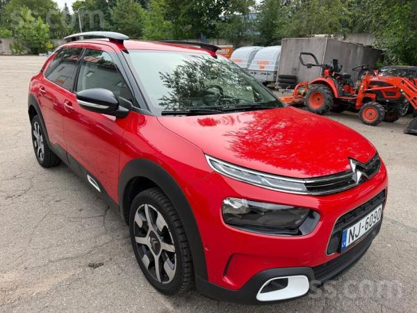 Sarkans Citroen C4 Cactus 2018 Rīga, ar dzinēja tilpumu 1.20 L un nobraukumu 113 tūkst. km par 8500 €, foto 2 vietnē AUTOMOTO.COM.LV