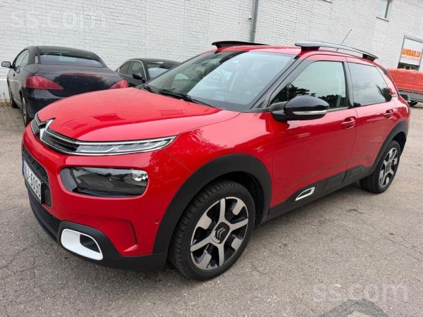 Sarkans Citroen C4 Cactus 2018 Rīga, ar dzinēja tilpumu 1.20 L un nobraukumu 113 tūkst. km par 8500 €, foto 3 vietnē AUTOMOTO.COM.LV