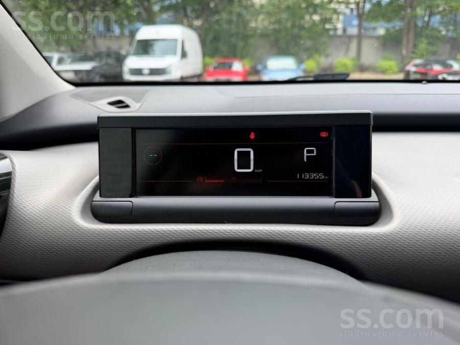 Sarkans Citroen C4 Cactus 2018 Rīga, ar dzinēja tilpumu 1.20 L un nobraukumu 113 tūkst. km par 8500 €, foto 8 vietnē AUTOMOTO.COM.LV