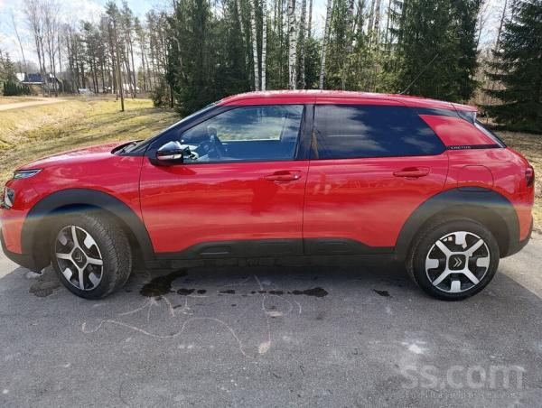 Sarkans Citroen C4 Cactus 2019 Rīga, ar dzinēja tilpumu 1.20 L un nobraukumu 132 tūkst. km par 8050 €, foto 3 vietnē AUTOMOTO.COM.LV