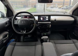 Violet Citroen C4 Cactus 2015 in Vilnius, with an engine capacity of 1.20 L and mileage of 179 thousand km for 4650 €, photo 8 on AUTOMOTO.COM.LV