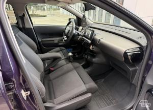 Violet Citroen C4 Cactus 2015 in Vilnius, with an engine capacity of 1.20 L and mileage of 179 thousand km for 4650 €, photo 13 on AUTOMOTO.COM.LV