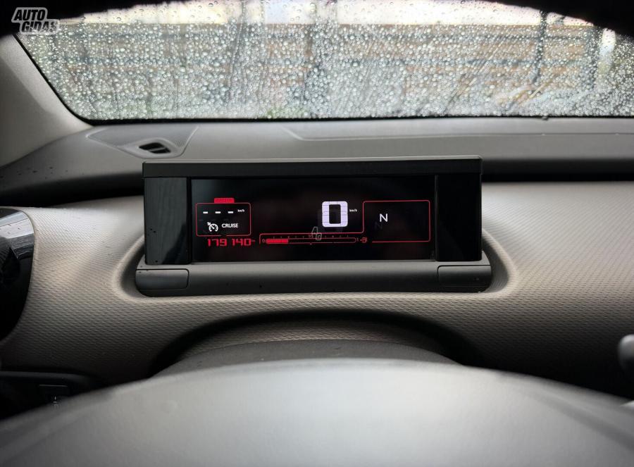 Violet Citroen C4 Cactus 2015 in Vilnius, with an engine capacity of 1.20 L and mileage of 179 thousand km for 4650 €, photo 16 on AUTOMOTO.COM.LV