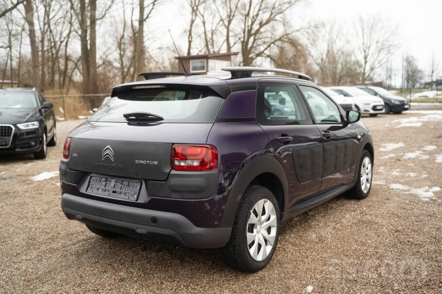 Violets Citroen C4 Cactus 2016 Liepāja, ar dzinēja tilpumu 1.20 L un nobraukumu 142 tūkst. km par 5800 €, foto 6 vietnē AUTOMOTO.COM.LV