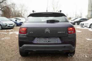 Violets Citroen C4 Cactus 2016 Liepāja, ar dzinēja tilpumu 1.20 L un nobraukumu 142 tūkst. km par 5800 €, foto 7 vietnē AUTOMOTO.COM.LV