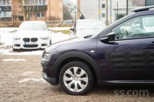 Violets Citroen C4 Cactus 2016 Liepāja, ar dzinēja tilpumu 1.20 L un nobraukumu 142 tūkst. km par 5800 €, foto 13 vietnē AUTOMOTO.COM.LV