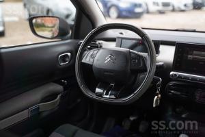 Violets Citroen C4 Cactus 2016 Liepāja, ar dzinēja tilpumu 1.20 L un nobraukumu 142 tūkst. km par 5800 €, foto 16 vietnē AUTOMOTO.COM.LV