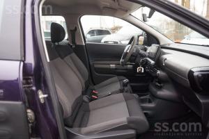 Violets Citroen C4 Cactus 2016 Liepāja, ar dzinēja tilpumu 1.20 L un nobraukumu 142 tūkst. km par 5800 €, foto 17 vietnē AUTOMOTO.COM.LV