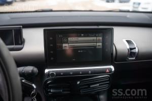 Violets Citroen C4 Cactus 2016 Liepāja, ar dzinēja tilpumu 1.20 L un nobraukumu 142 tūkst. km par 5800 €, foto 23 vietnē AUTOMOTO.COM.LV