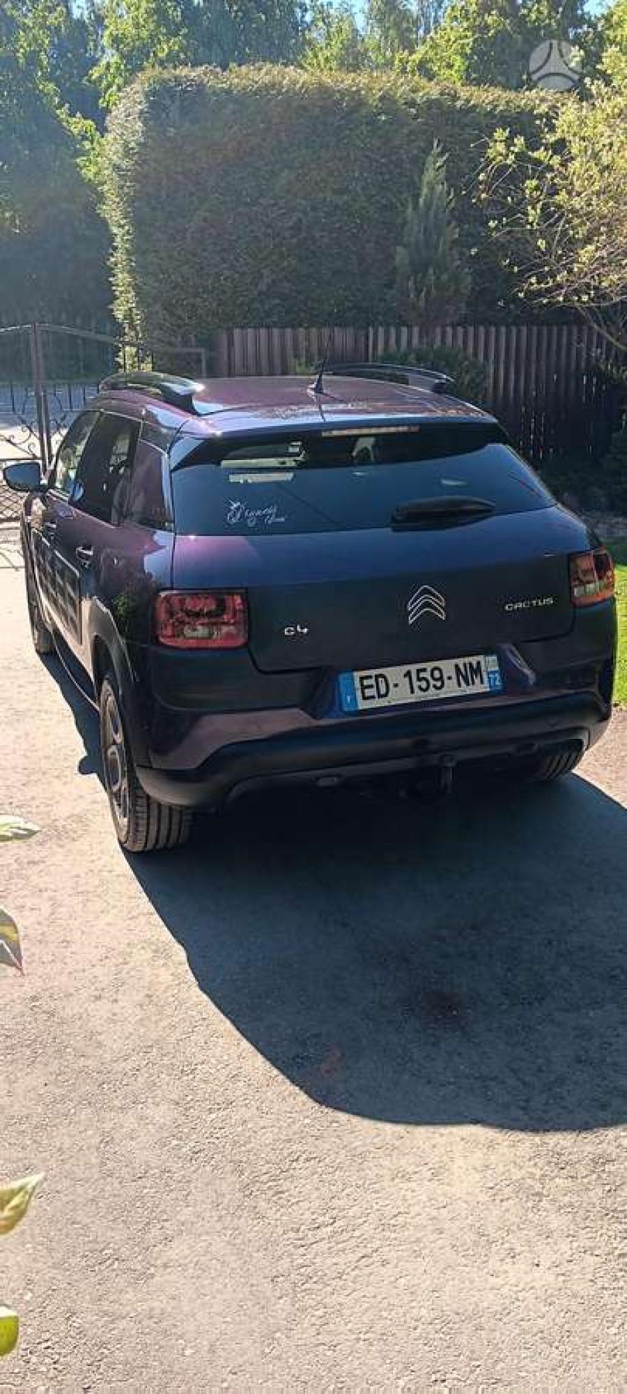 Violets Citroen C4 Cactus 2016 Panevēža, ar dzinēja tilpumu 1.60 L un nobraukumu 181 tūkst. km par 6200 €, foto 8 vietnē AUTOMOTO.COM.LV