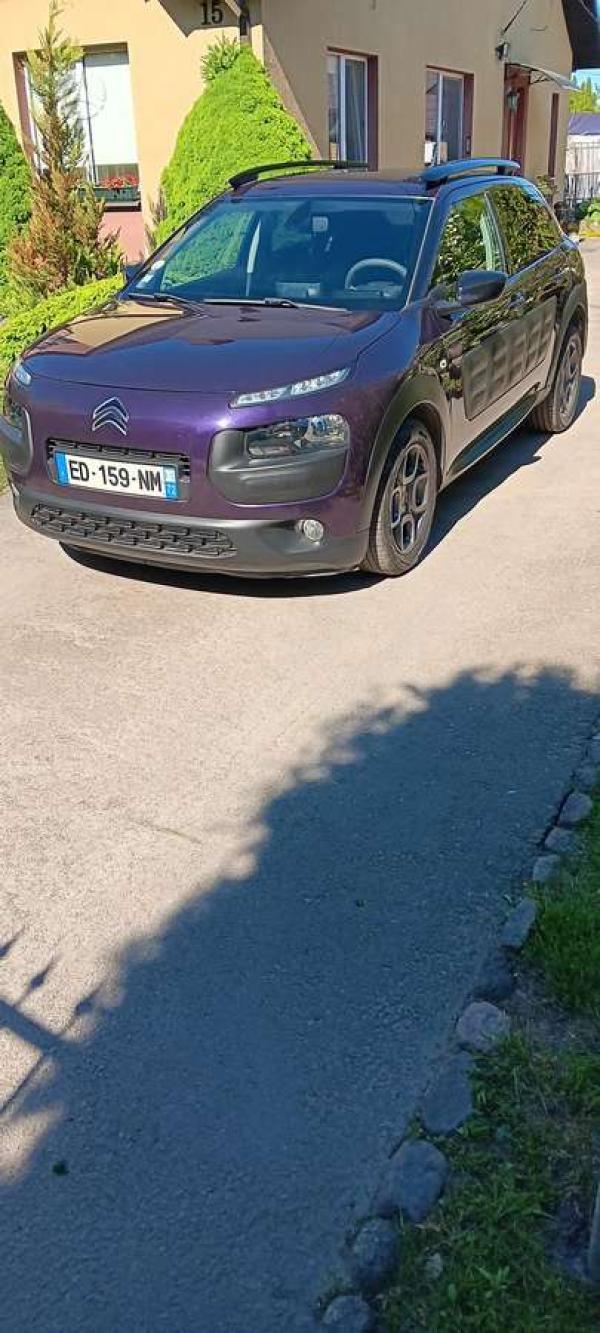Violets Citroen C4 Cactus 2016 Panevēža, ar dzinēja tilpumu 1.60 L un nobraukumu 181 tūkst. km par 6200 €, foto 10 vietnē AUTOMOTO.COM.LV