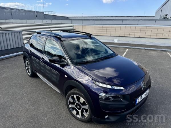 Violets Citroen C4 Cactus 2018 Rīga, ar dzinēja tilpumu 1.20 L un nobraukumu 106 tūkst. km par 6900 €, foto 1 vietnē AUTOMOTO.COM.LV