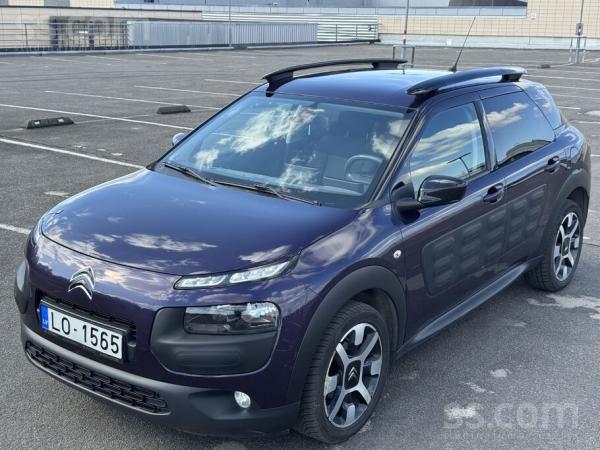 Violets Citroen C4 Cactus 2018 Rīga, ar dzinēja tilpumu 1.20 L un nobraukumu 106 tūkst. km par 6900 €, foto 4 vietnē AUTOMOTO.COM.LV