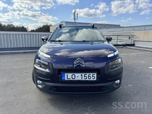 Violets Citroen C4 Cactus 2018 Rīga, ar dzinēja tilpumu 1.20 L un nobraukumu 106 tūkst. km par 6900 €, foto 6 vietnē AUTOMOTO.COM.LV