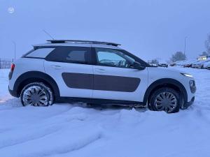 Balts Citroen C4 Cactus 2014 Viļņa, ar dzinēja tilpumu 1.56 L un nobraukumu 247 tūkst. km par 6400 €, foto 8 vietnē AUTOMOTO.COM.LV
