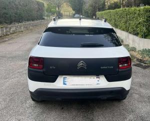 White Citroen C4 Cactus 2014 in Taurage, with an engine capacity of 1.20 L and mileage of 91 thousand km for 4500 €, photo 4 on AUTOMOTO.COM.LV